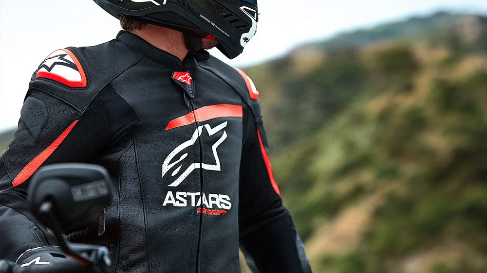 Alpinestars Surpass Hat - Black – MotoHeaven